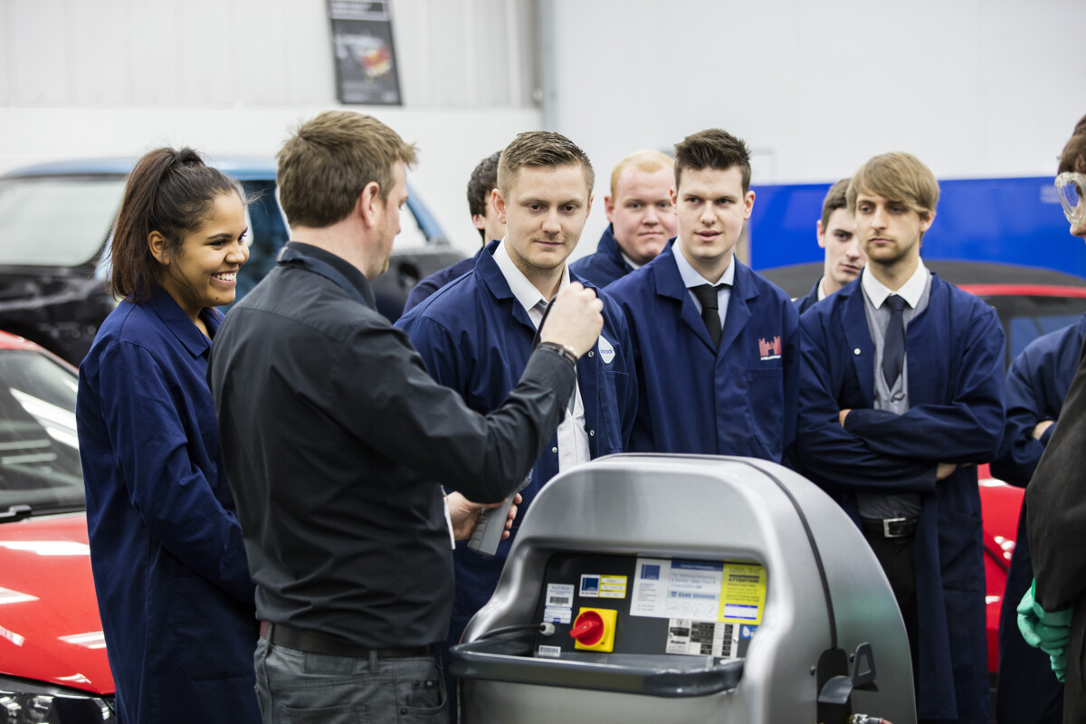 Learner Support - VW Group - Advanced Apprenticeship Programme Paint and Body